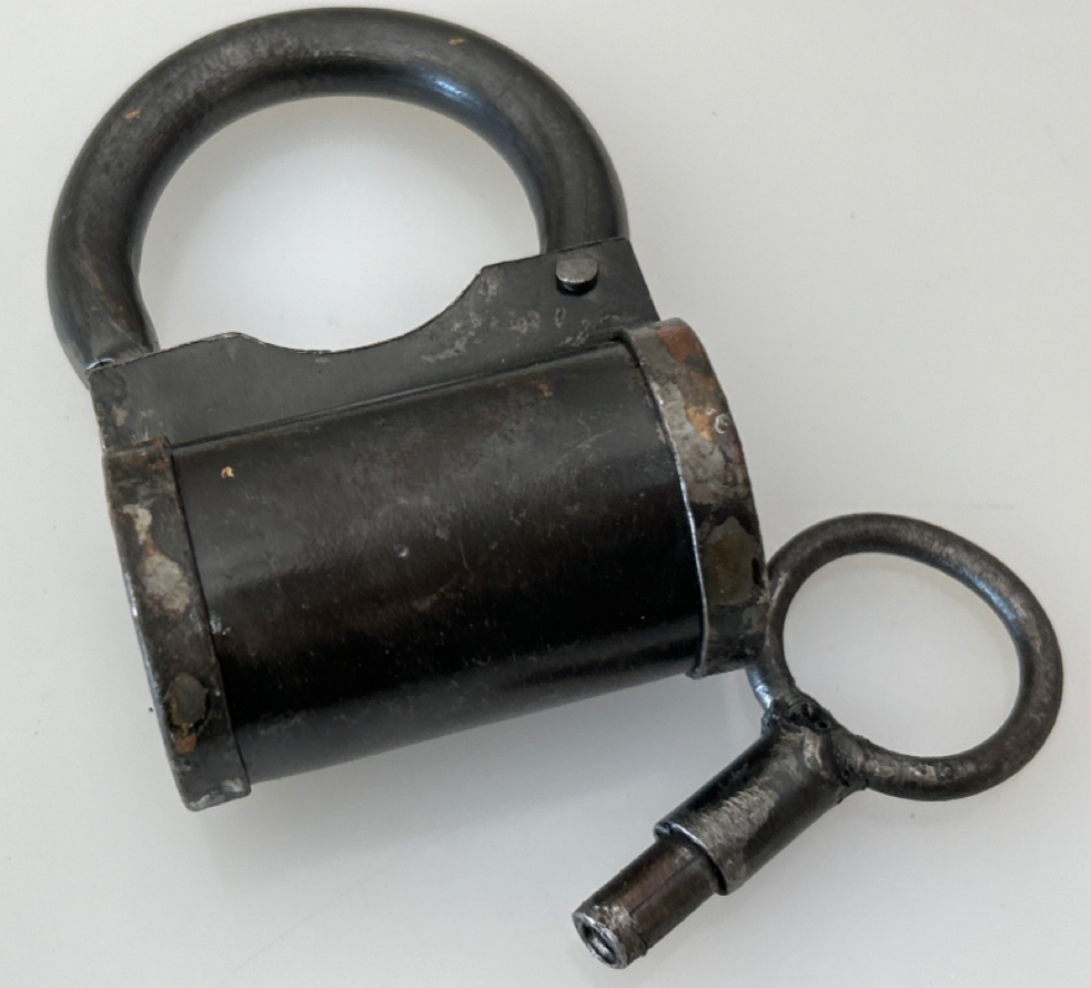 VINTAGE STEEL SPRING TYPE LOCK AND KEY