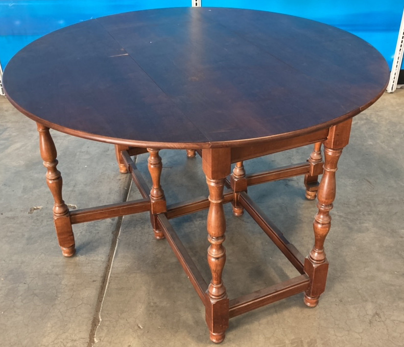 Tri-Fold Round Wood Table