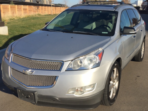 2009 CHEVROLET TRAVERSE - BACKUP CAMERA - DVD PLAYER!
