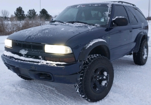 2000 CHEVROLET BLAZER - 4X4!