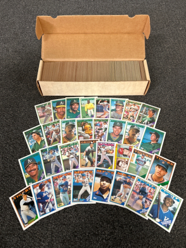 Mixed 1988 Topps Baseball Cards
