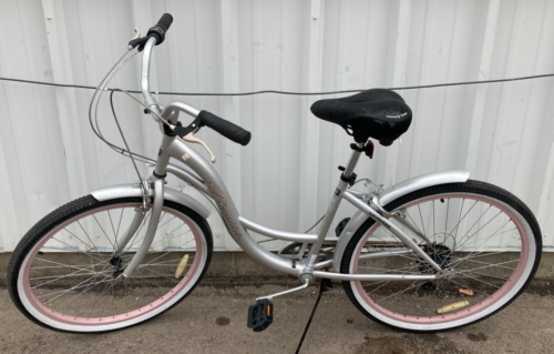 26” Kent Bayside Cruiser Bicycle (Silver)