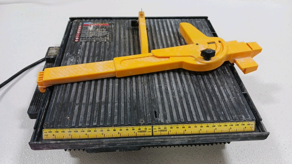 Plasplug Diamond Wheel Wet Table Top Saw