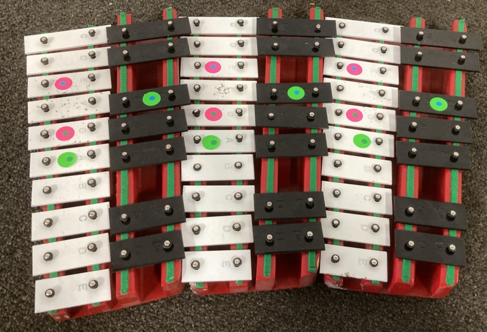 (3) xylophones