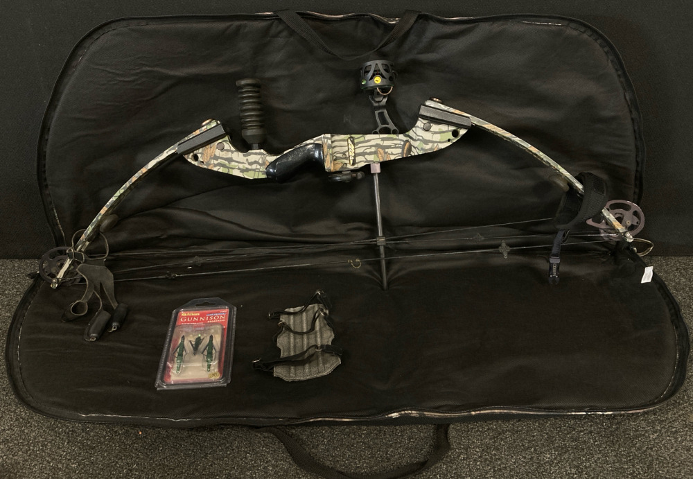 High Country HCA Compound Bow With Finger & Forearm Guard Plus Gunnison ...