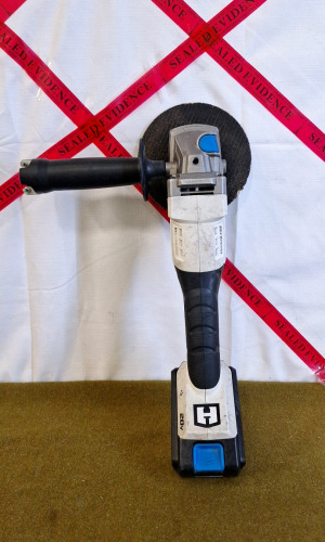 (1) HART Angle Grinder W/ Battery