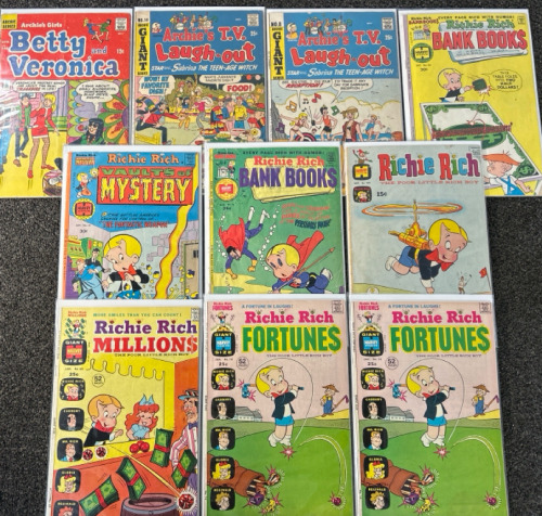 Assorted Classic Comics - Archie & Richie Rich