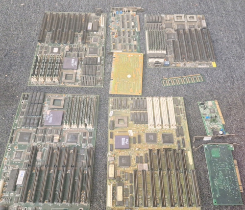 9 Pieces of Computer Motherboards & Circuitry...BB6