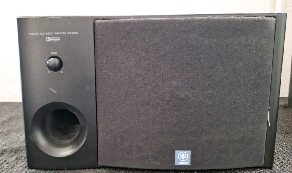 (1) Yamaha Subwoofer YST-SW45, (1) Yamaha Multimedia Speaker YST-MS50 ...