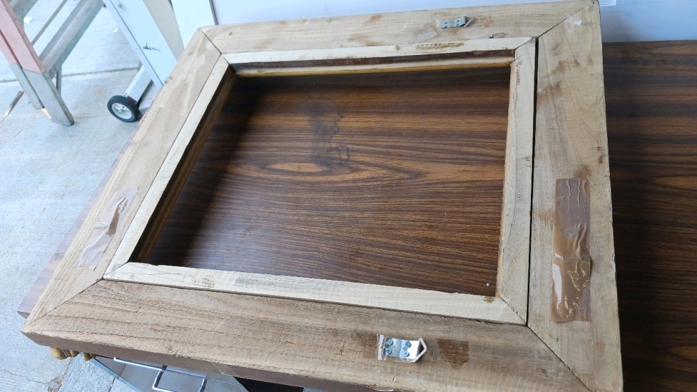 Mondo Ornate Gold Frame 36x32, 24x20 picture size