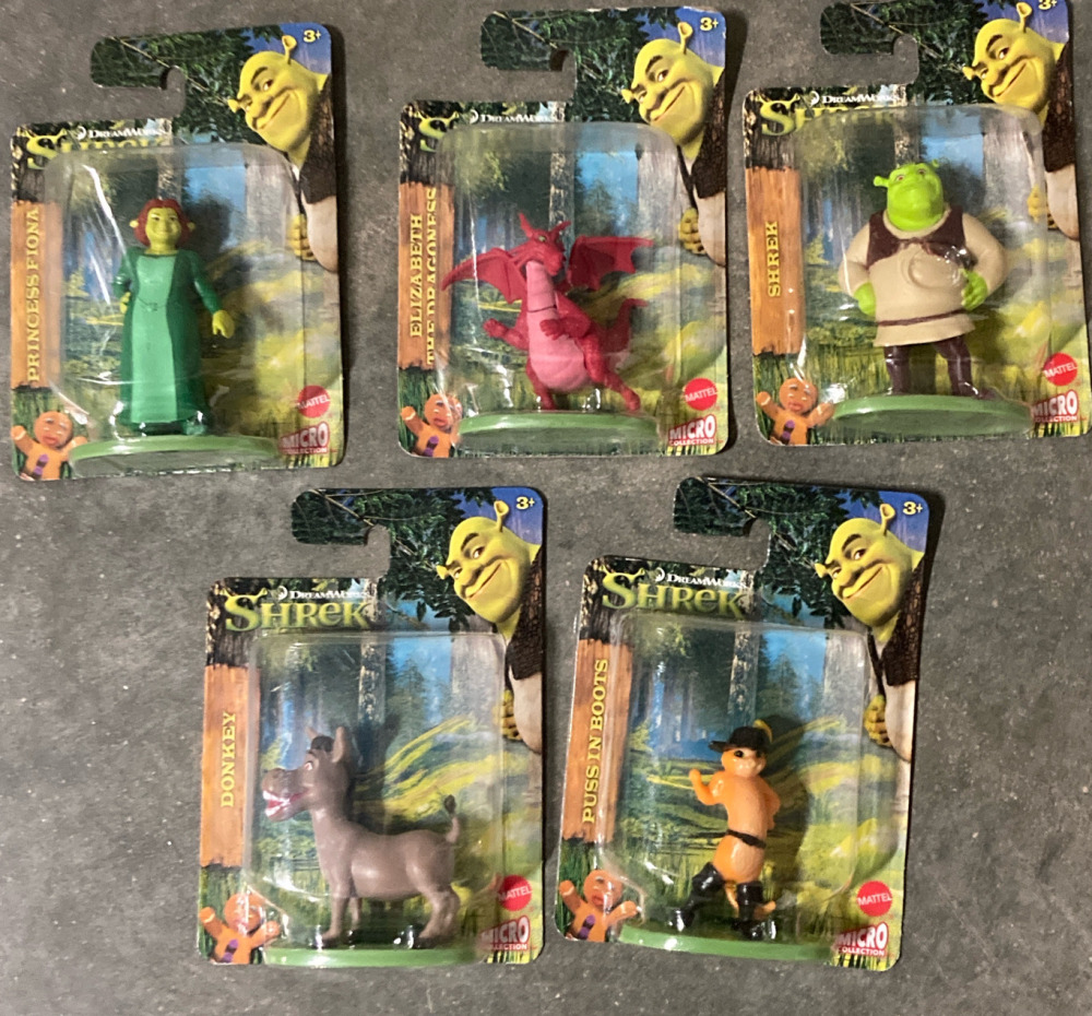 (5) Shrek Figurens & 1 Bag of Small Collectable Toys