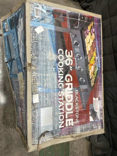 New Blackstone Model 1554 36” Griddle Cooking Station