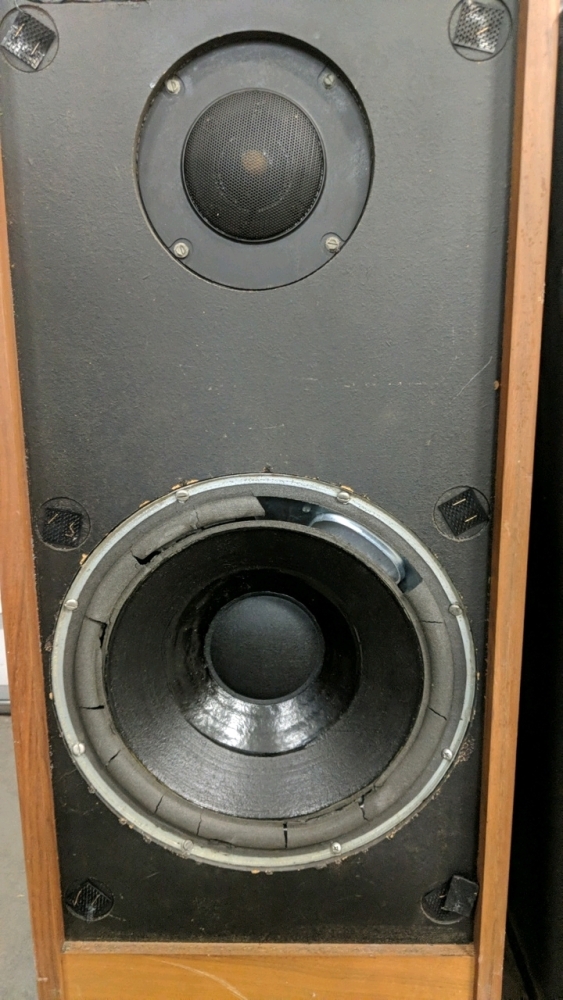(2) Vintage Infinity Monitor Speakers