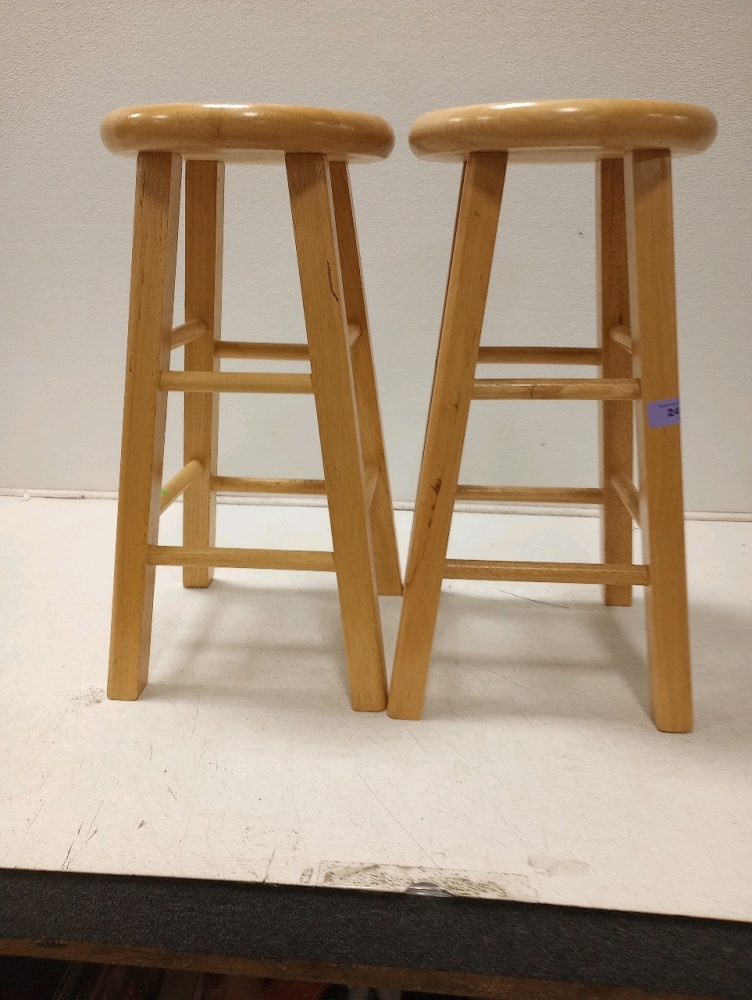 Wood stool