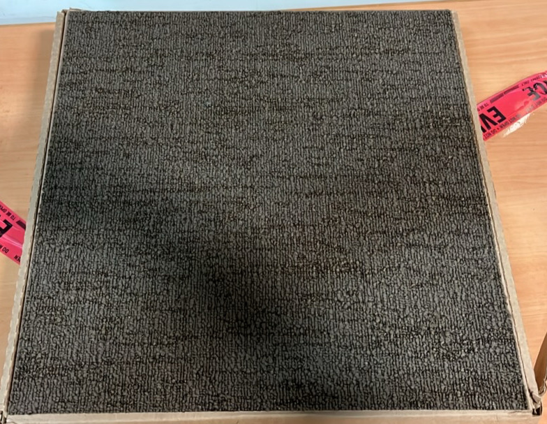 Tandus Centiva 21 Pack of Brown 18”x18” Brown Carpet Tile