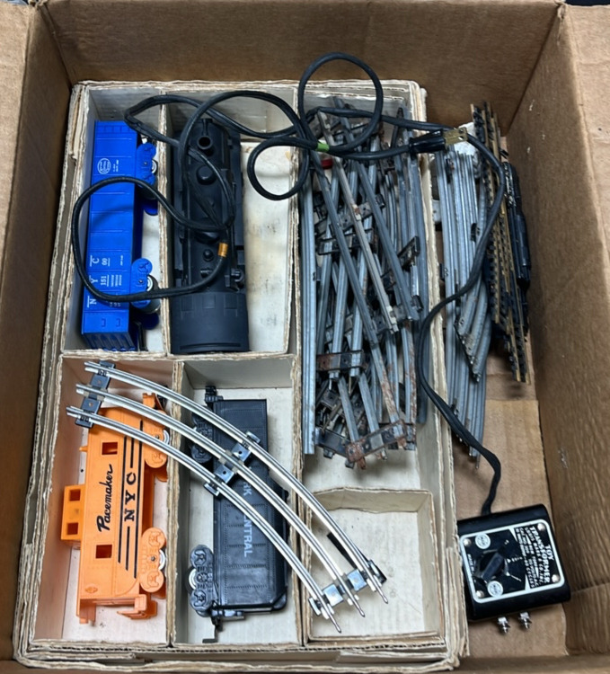 (1) Electric Train Set