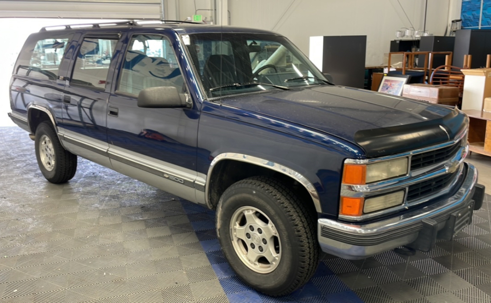 1994 Chevrolet Suburban - 4x4 - Private Estate!