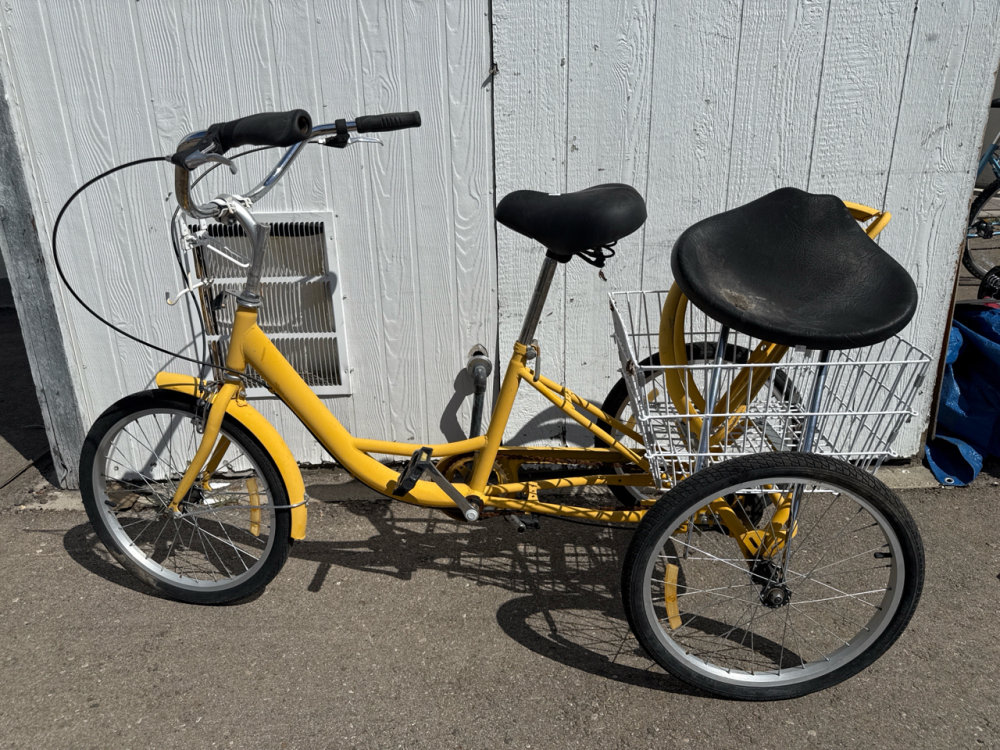 (1) Yellow Adult Tricycle Unbranded