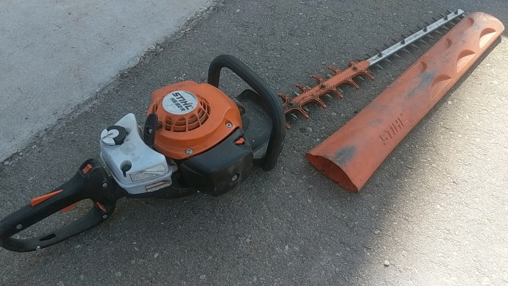 Stihl HS82R Hedge Trimmer