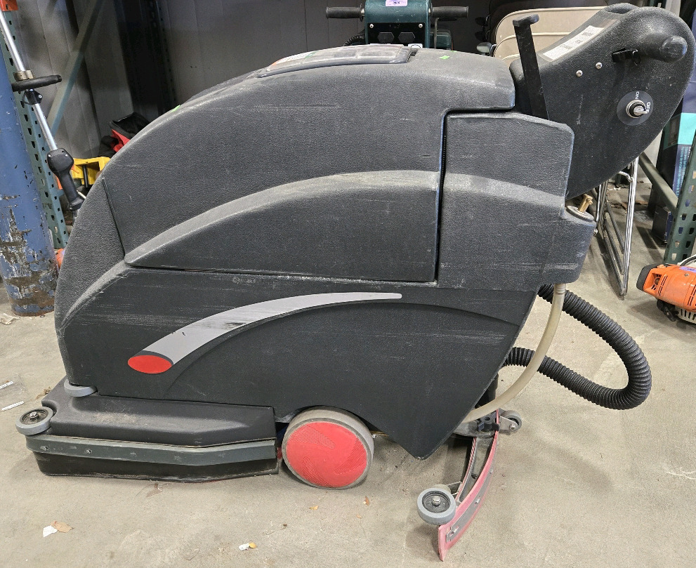 Viper Industrial Floor Cleaner w/ Dry Squeegee Attachment - Model ...