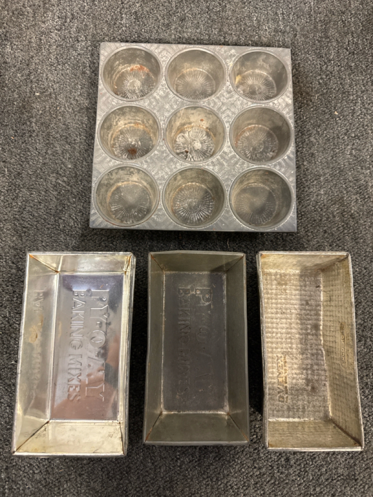 Stainless Steel Military Style Mess Tray, Vintage Enamel Muffin Baking ...