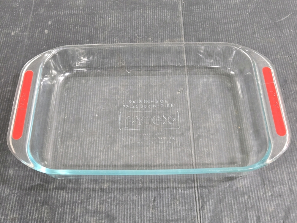 Set of (6) Assorted Size PYREX Glass Baking Dishes / $100 Combined Value!