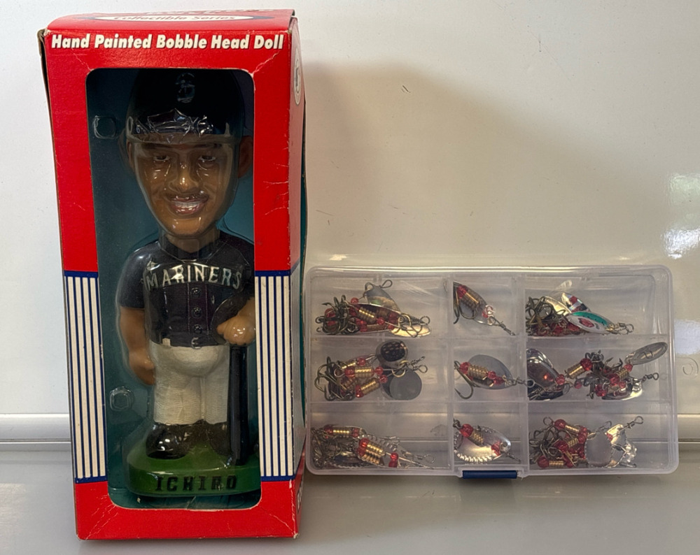 Collectable “Mariners” Hand Painted Bobble Head Doll And Variety Of ...