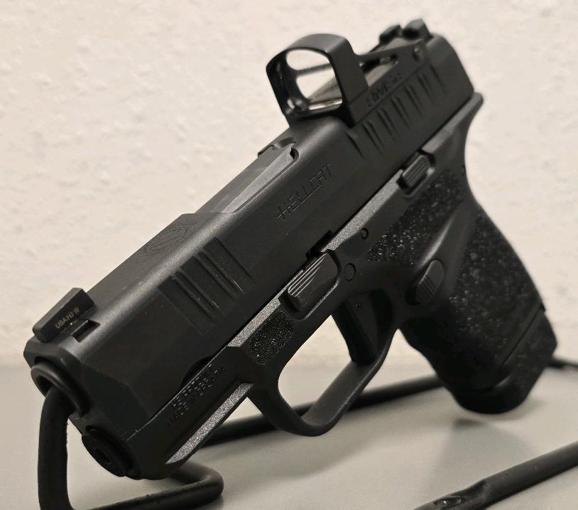 Springfield Armory Hellcat Pistol, 9x19mm, RMSc Red Dot Sight