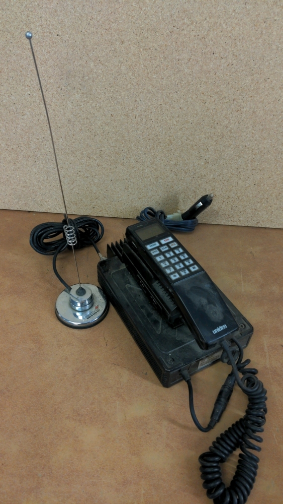 Vintage Uniden Car Phone w/Antenna