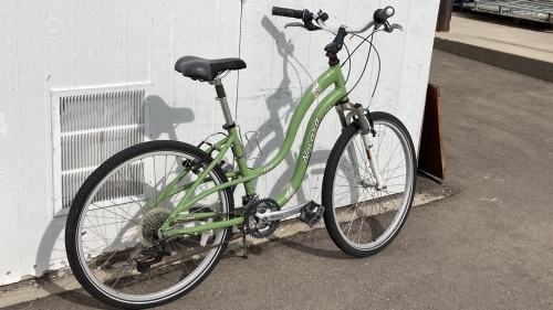 Womens Novara Flirt Cruiser Bike