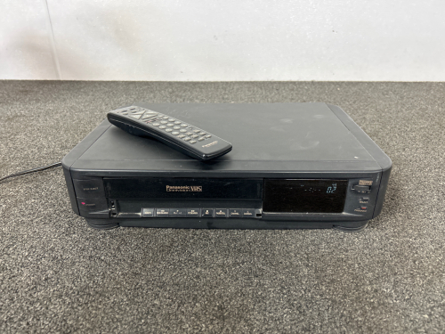 Panasonic Omni Vision VHS Player- Powers On