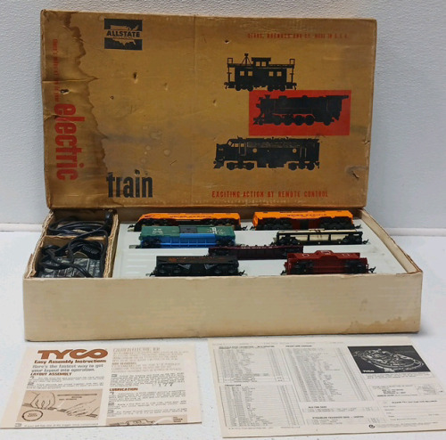 1977 Tyco Train Set