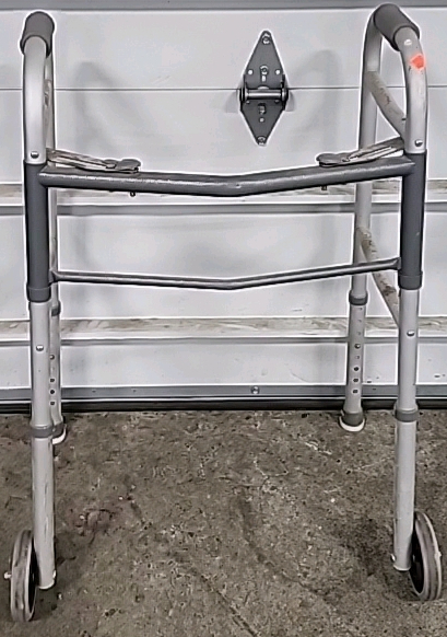 Silver Walker with Wheels