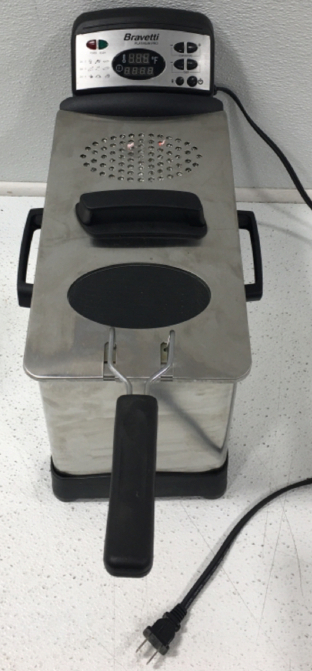 Bravetti Platinum Pro Deep Fryer, Model Number (F1066), Household Use Only